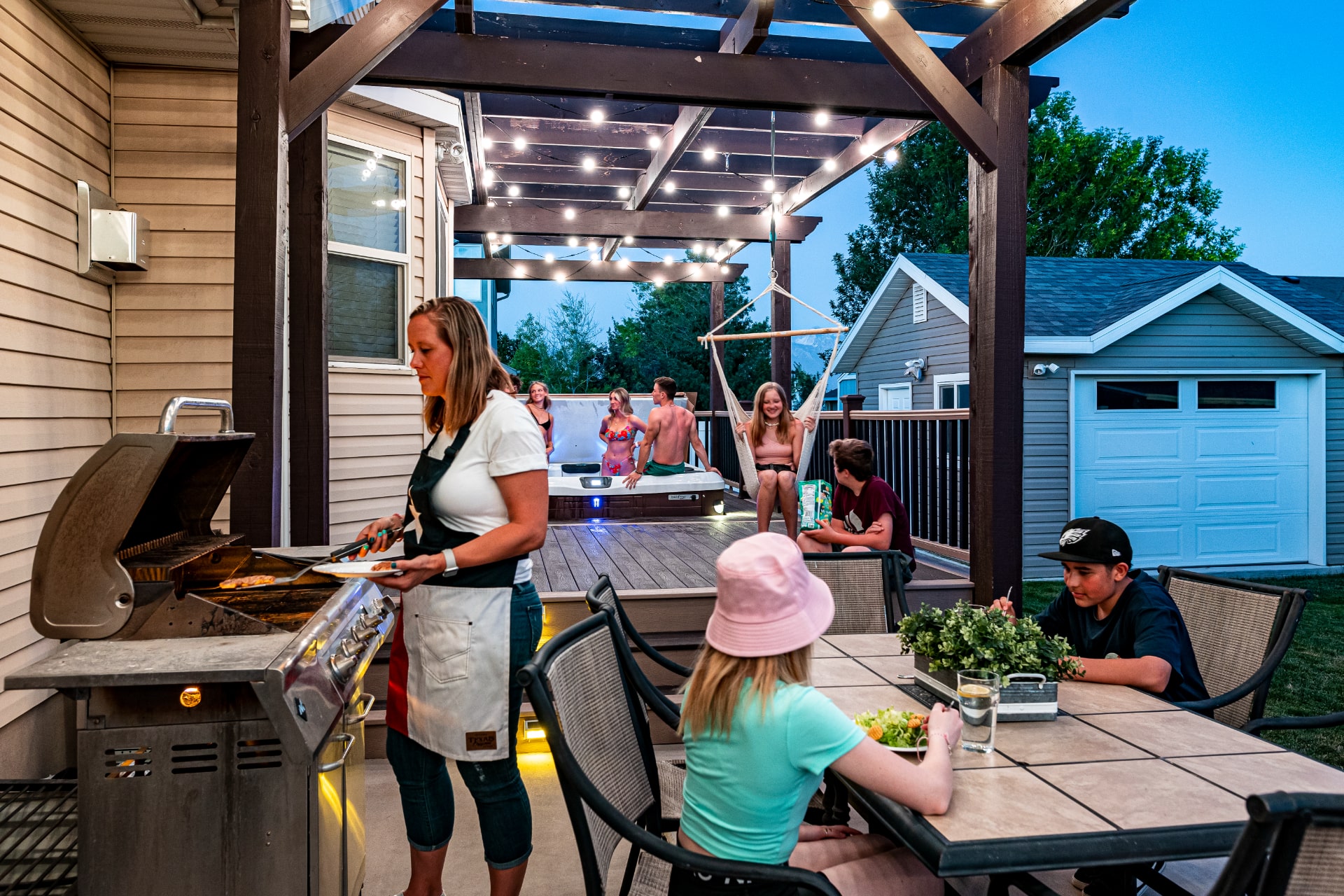 About Us | East TN Trimlight | Permanent Lighting Solution