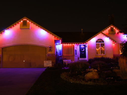 Trimlight Lets You Show Your Patriotic Spirit With A Touch Of A Button ...